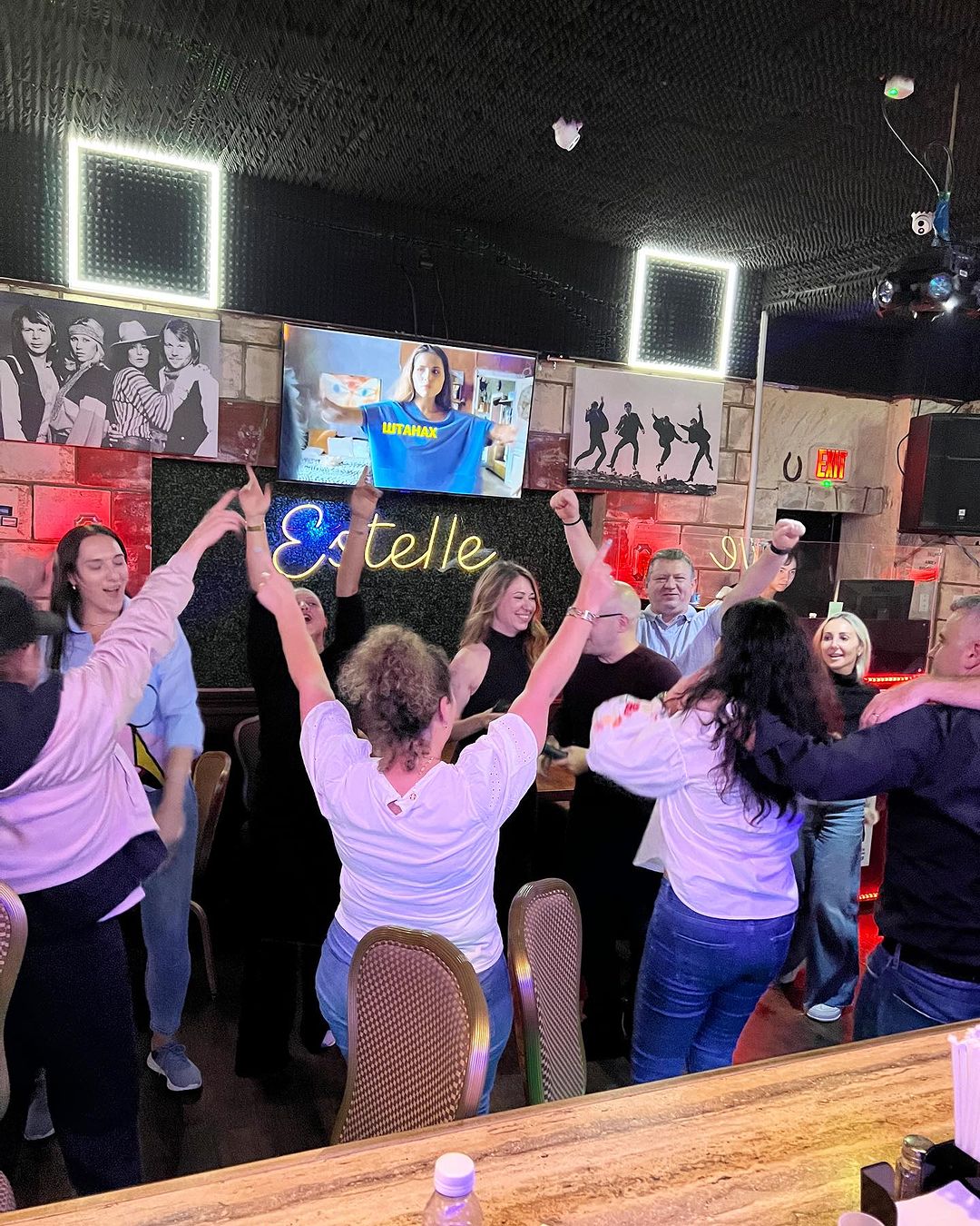 Estelle – Estelle Lounge and Karaoke Bar